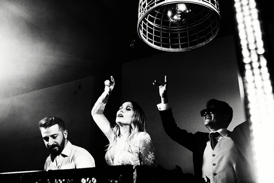 Hey Mickey! Asegura la diversión para tu día más especial - HeyMickey.es